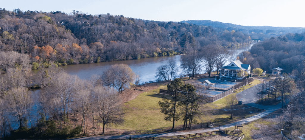 Homepage - Huntcliff on the Chattahoochee